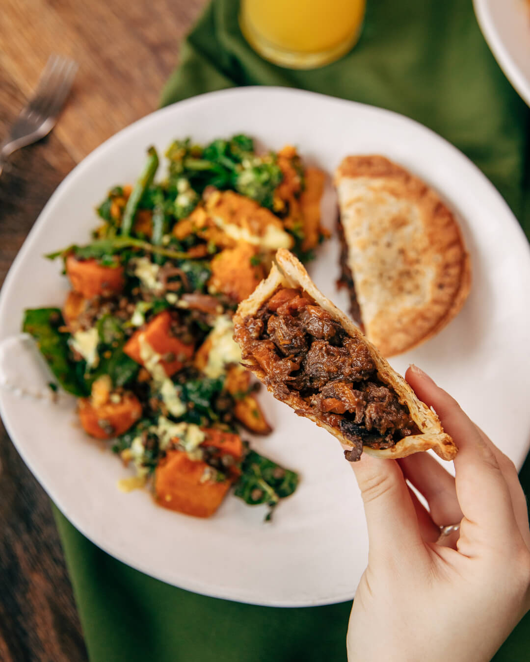 Beef Roti Pie – 4 Pack [AUCKLAND DELIVERY ONLY] – Roti Bros